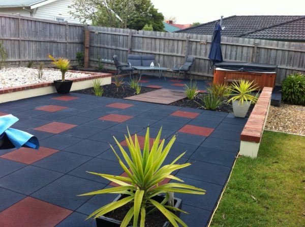 Rubber Paver Tiles - OTB Mats